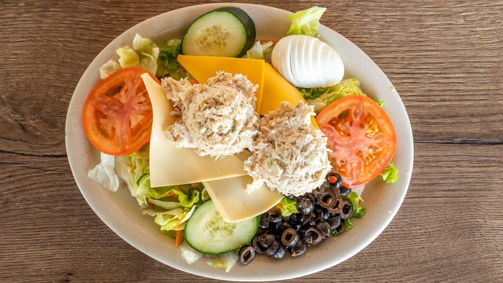 Royal Salad via The Royal Cafe